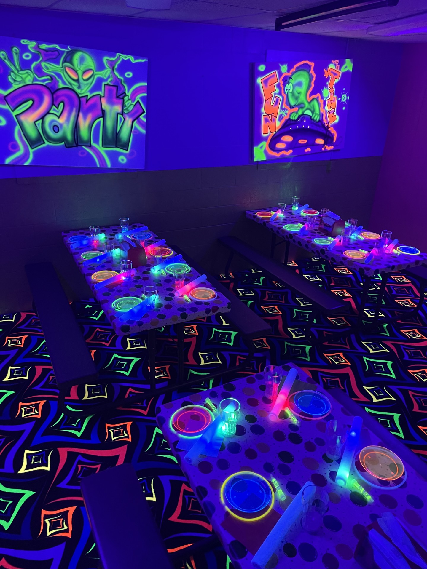 Party Invitations - Jumpin' Jupiter Skate & Fun Center